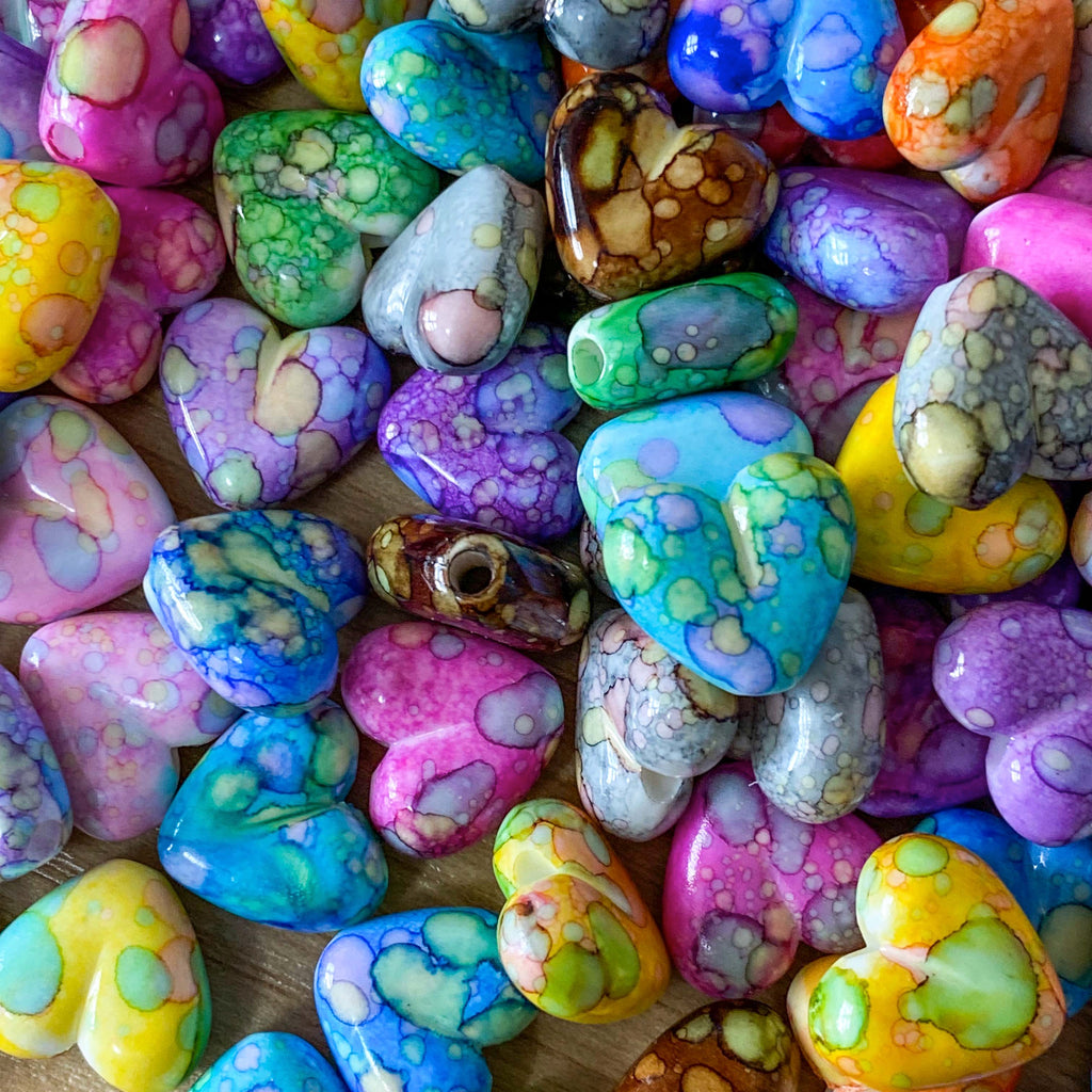 RAINBOW PEBBLE HEART Large Acrylic BEADS 15mm *NEW COLOUR SETS* – The ...